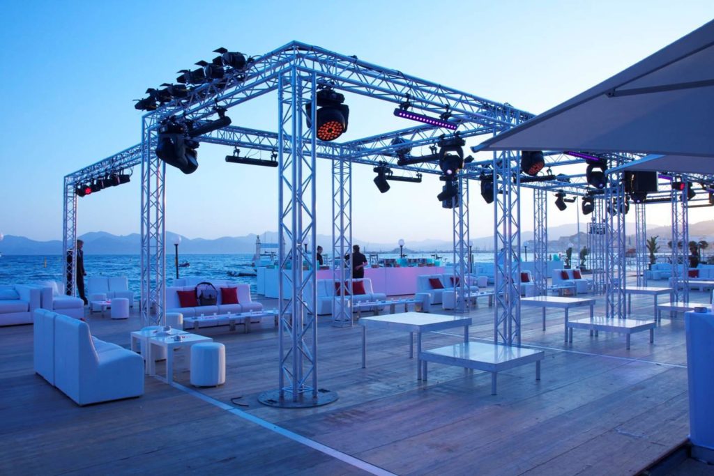 Structure scénique – Groupe DMX